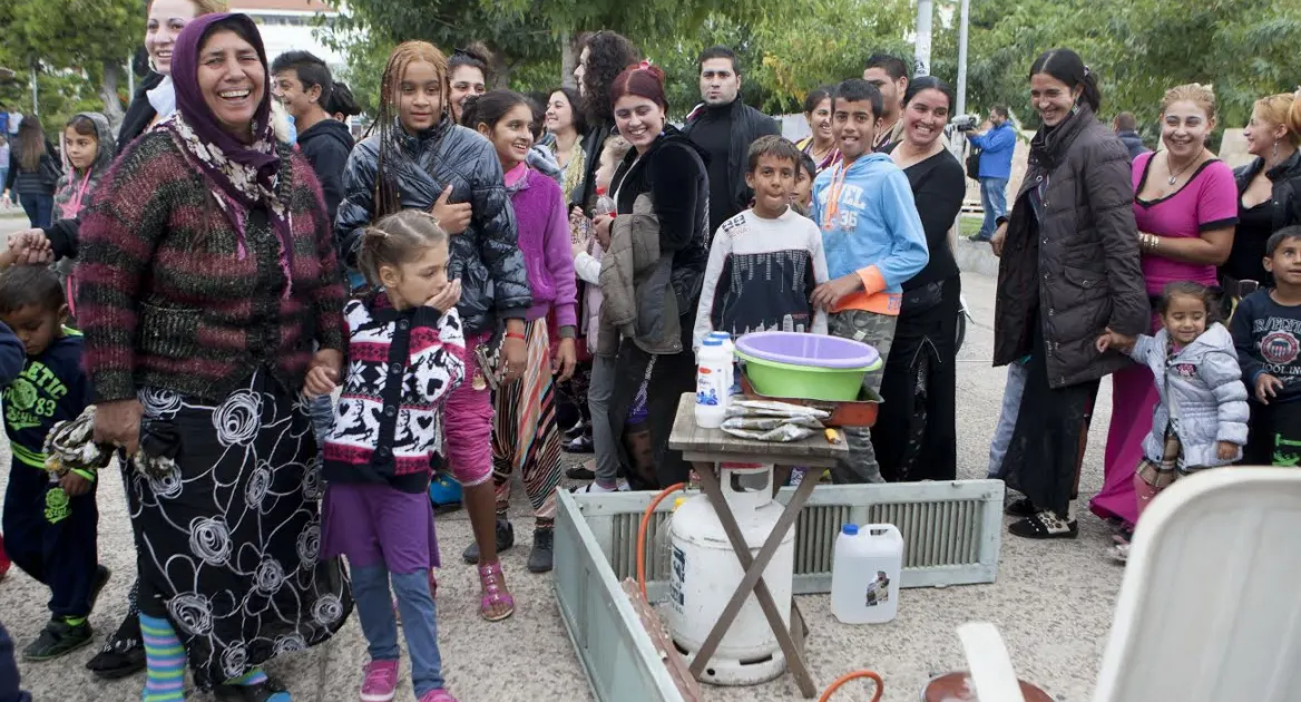 Ποιοι είναι οι Ρομά και ποια είναι η ιστορική τους καταγωγή - NewSide